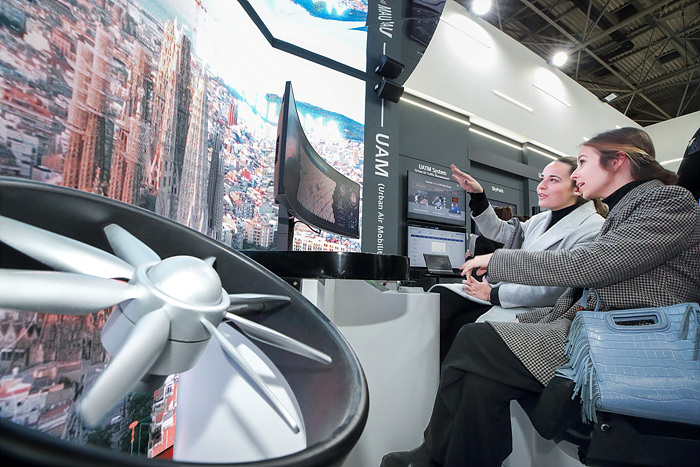 [MWC24] 최적의 하늘길 열린다…KT, UAM 교통관리시스템 공개